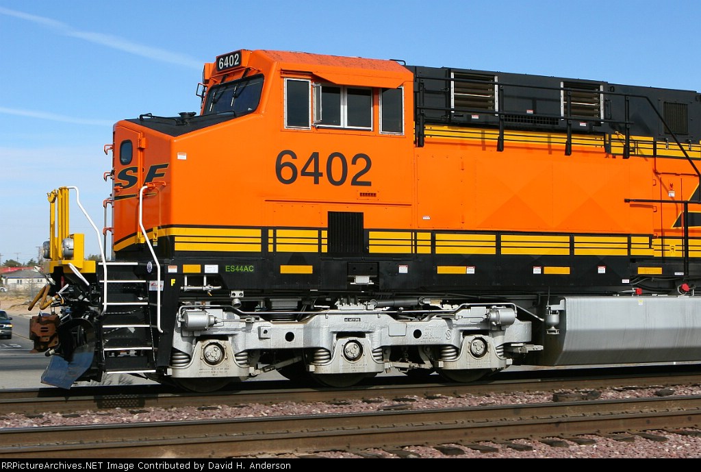 BNSF 6402